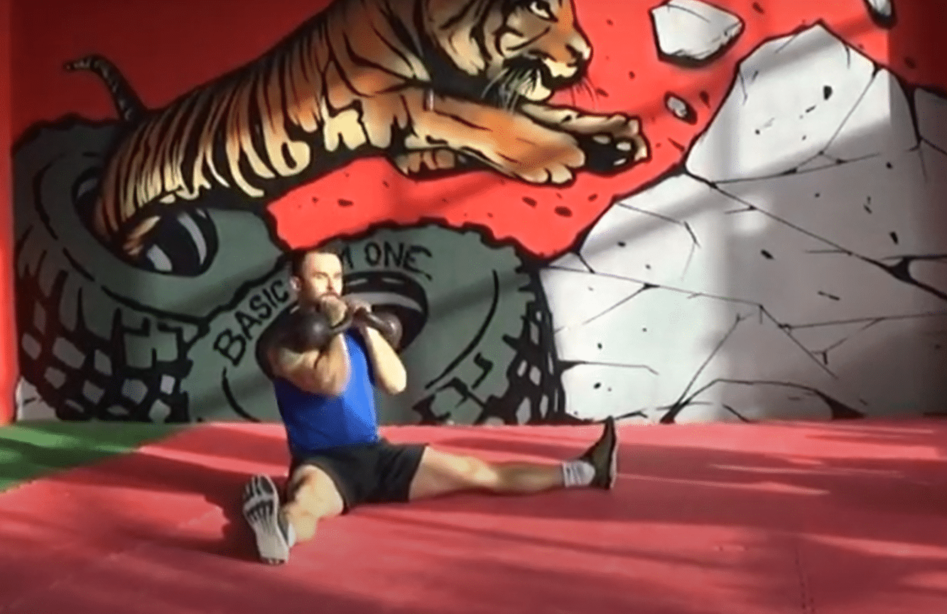 Kako naučiti KETTLEBELL potisak? – Fitnes Akademija